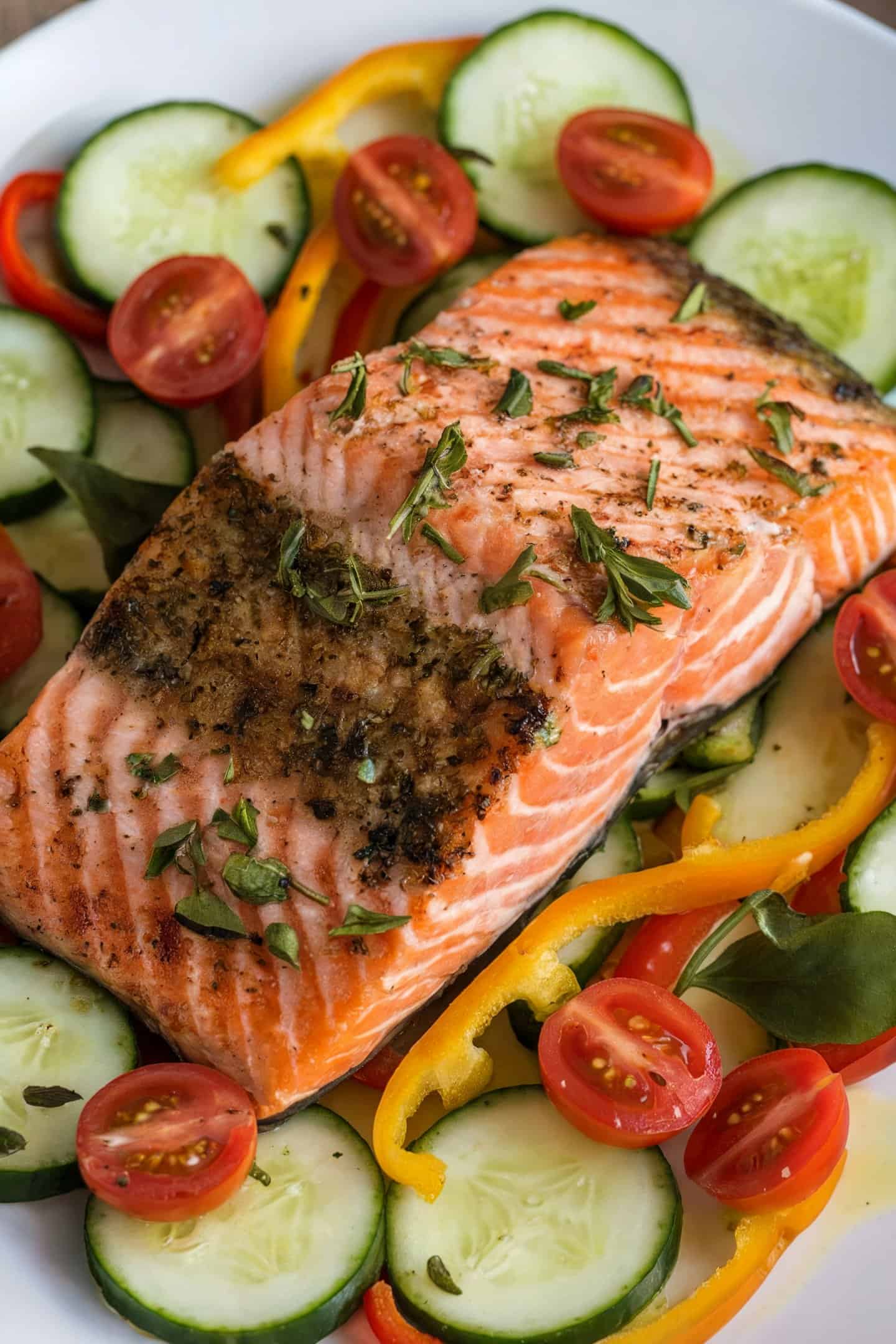 Weekly Salad Prep: 31 Delicious Recipes to Keep You on Track - Meal Prepify